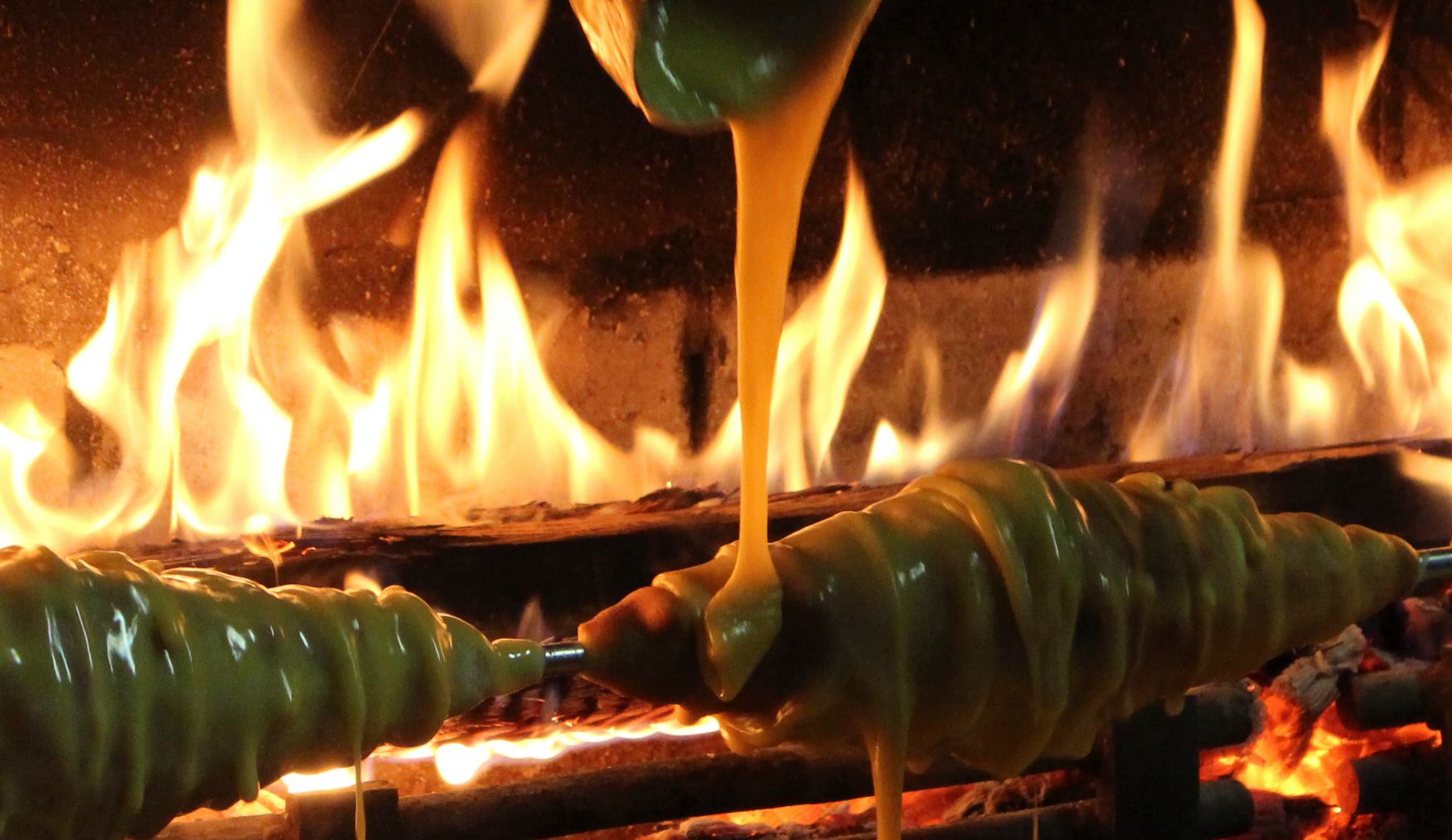 Gâteau à la broche et gourmandises de l'Aveyron – A Table Aveyron